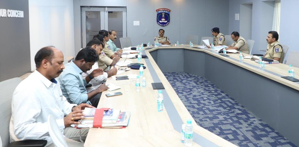 Cyberabad CP Shri Stephen Raveendra, IPS., held a review meeting for ...