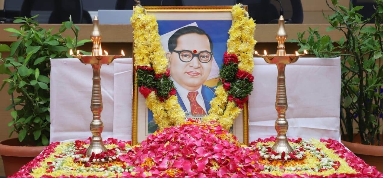 CP Cyberabad Shri Stephen Raveendra, IPS., pays rich tributes to Dr. B ...