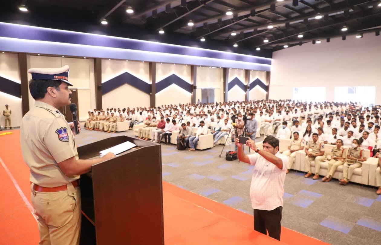 Cyberabad CP Stephen Raveendra, IPS, Mega police pre-recruitment ...