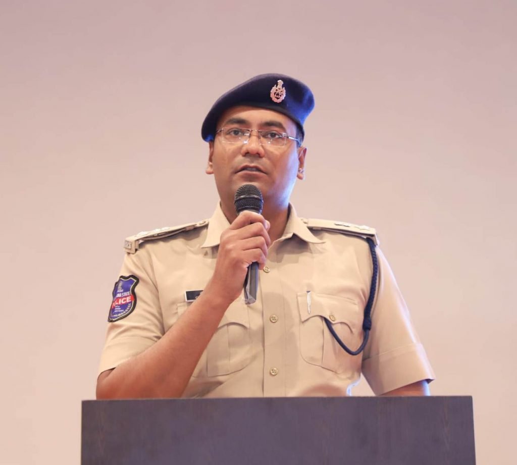 Cyberabad CP Stephen Raveendra, IPS, Mega police pre-recruitment ...