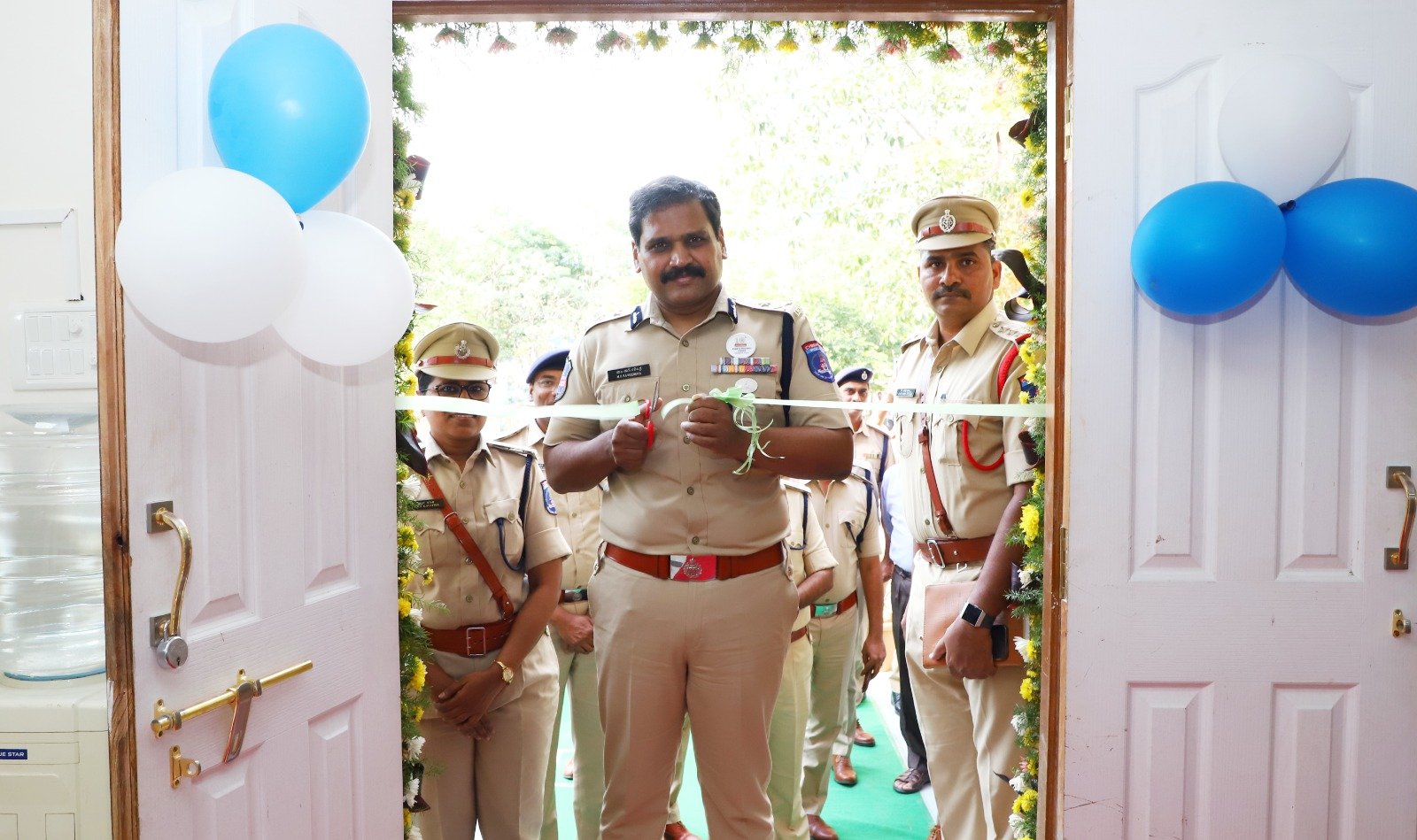 Cyberabad CP Stephen Ravindra inaugurates renovated EOW office ...