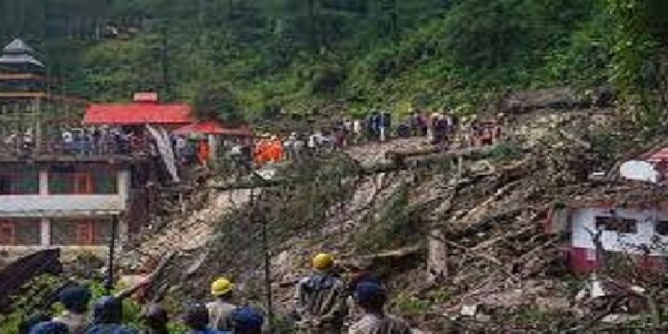 Dozens dead & trapped in India temple collapse - Pressmediaofindia