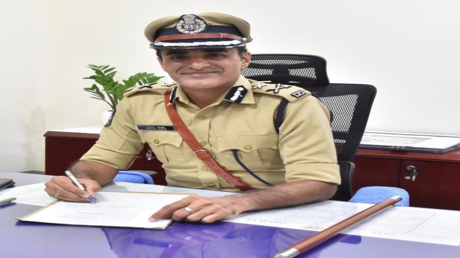 Tarun Joshi, IGP, assumes charge as Joint Commissioner of Police ...