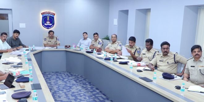 Cyberabad CP Stephen Raveendra, IPS Held Meeting With Zonal DCP's And ...
