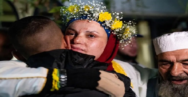 Crowds greet freed Palestinian, Israeli & foreign detainees ...