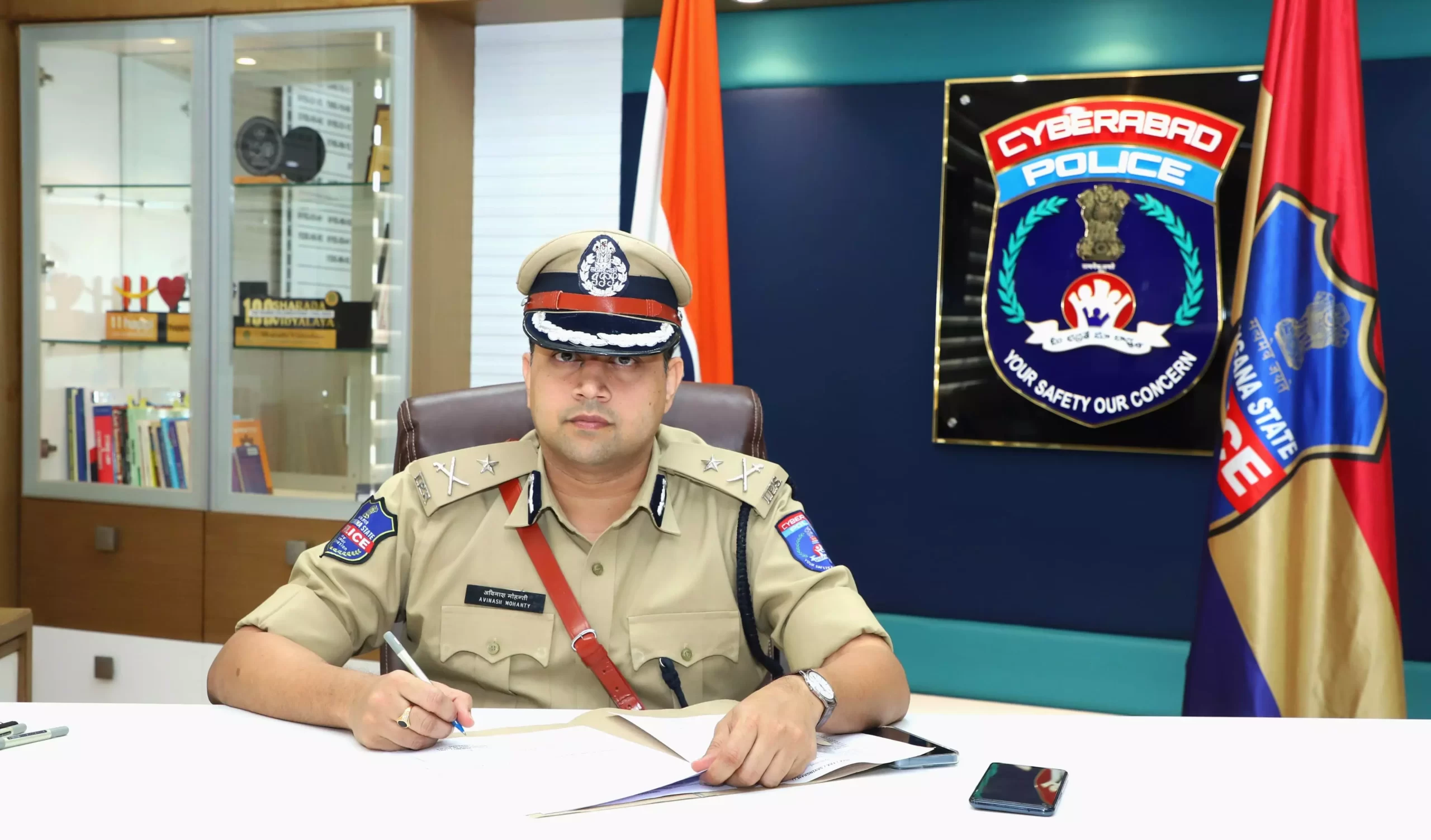 Avinash Mohanty IPS takes charge as Cyberabad Commissioner of Police ...